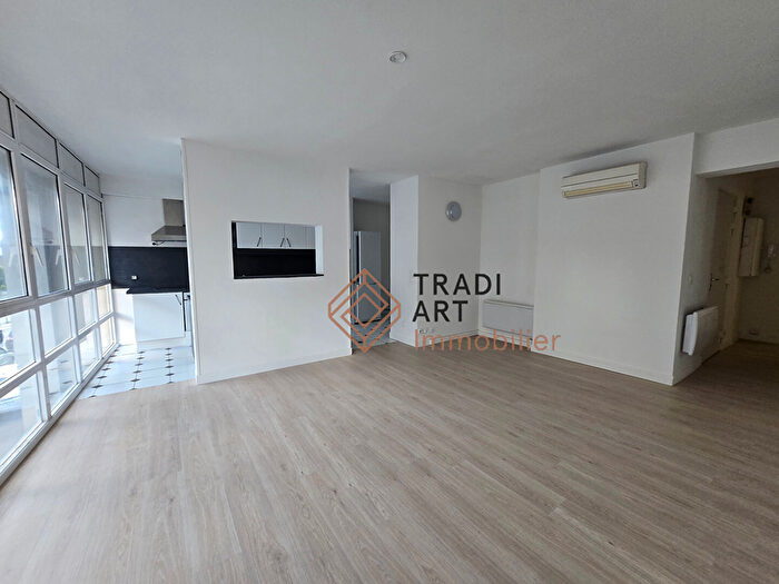 Appartement à vendre - Savigny-sur-Orge, Gâtines - 3 pièces - 2 chambres