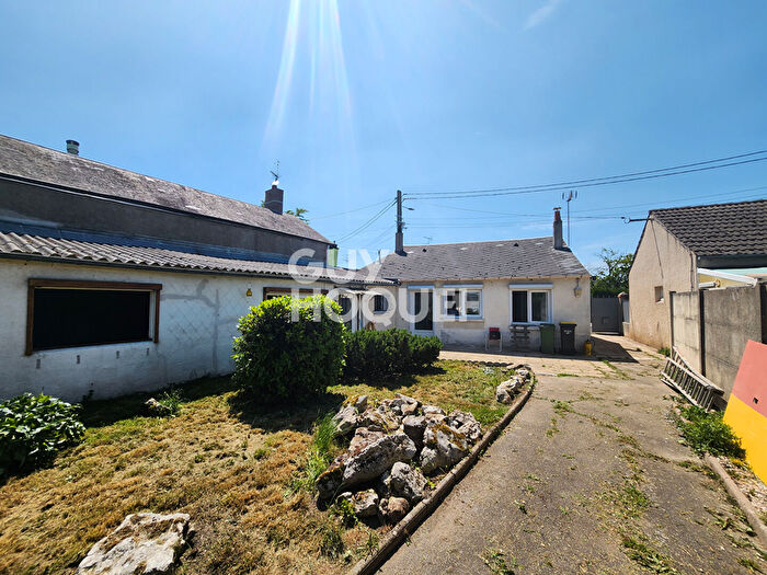 Maison à louer - Orléans, Soleil Levant, Champ de Mars - 2 pièces - 1 chambre