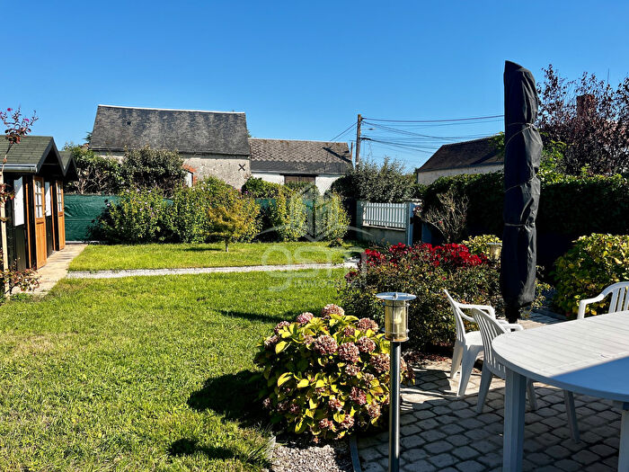 Maison à vendre - Esvres - 8 pièces - 4 chambres