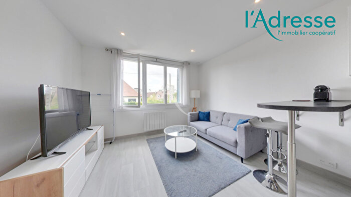 Appartement à vendre - Noisy-le-Grand, Centre-ville - 2 pièces - 1 chambre