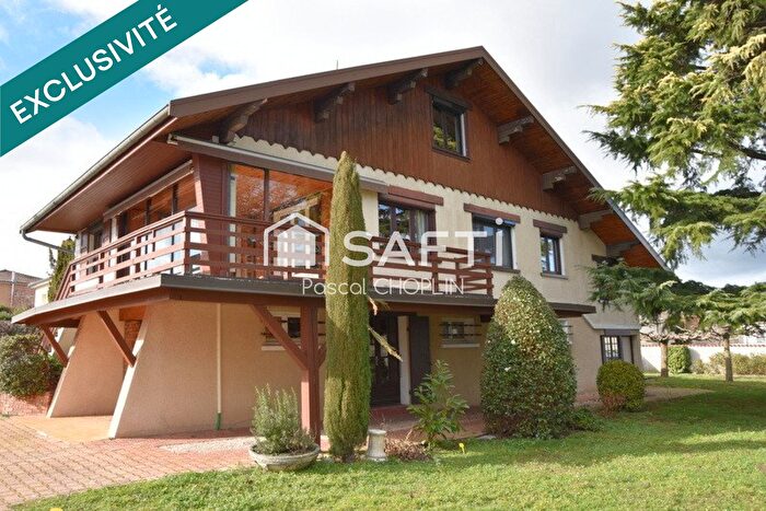 Maison à vendre - Roiffieux - 8 pièces - 5 chambres