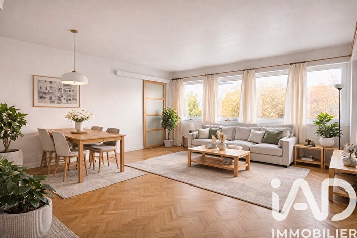 Appartement à vendre - Chevilly-Larue, Sorbiers, Saussaye - 5 pièces - 4 chambres