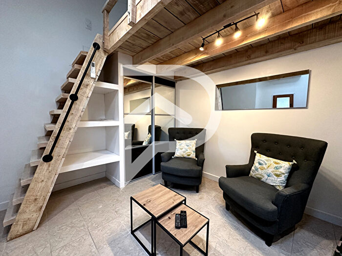 Appartement à louer - Saint-Julien - 1 pièce