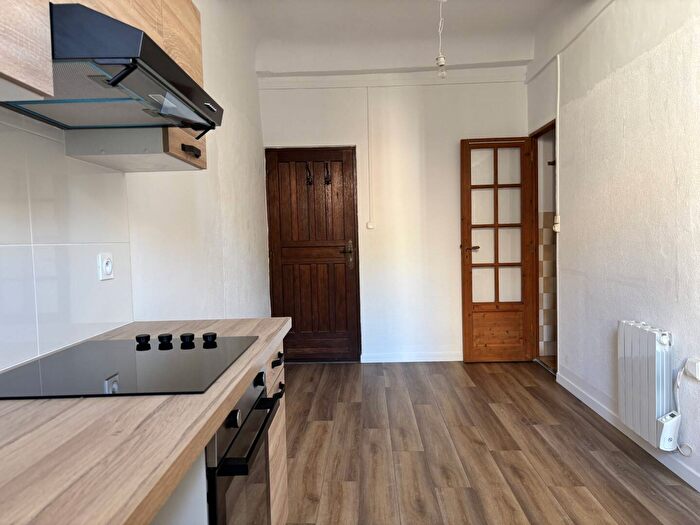 Appartement à louer - Gémenos - 2 pièces - 1 chambre