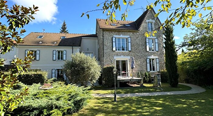Appartement à vendre - Bois-le-Roi - 3 pièces - 2 chambres