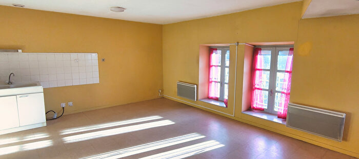 Appartement à louer - Bourg-Argental - 3 pièces - 2 chambres