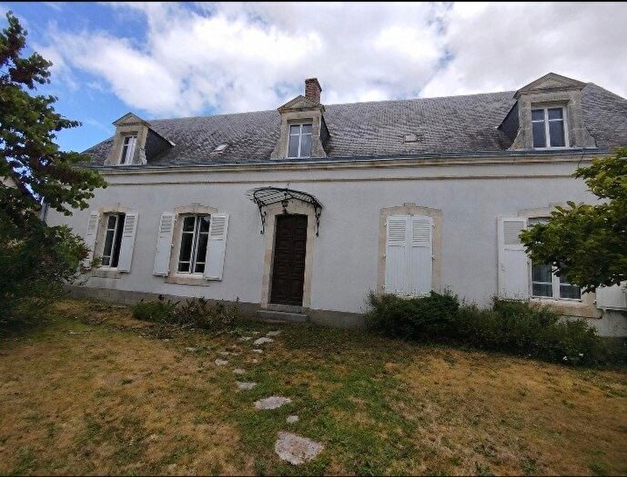 Roézé-sur-Sarthe : Maison 5 pièces à vendre