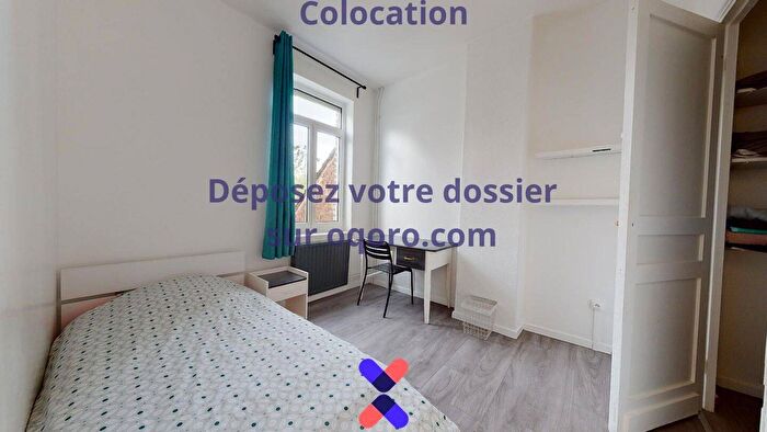 Maison à louer - Sainte Elisabeth, Roubaix - 7 pièces - 6 chambres