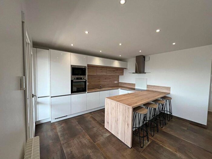 Montessuy, Caluire-et-Cuire - Appartement 3 pièces à louer