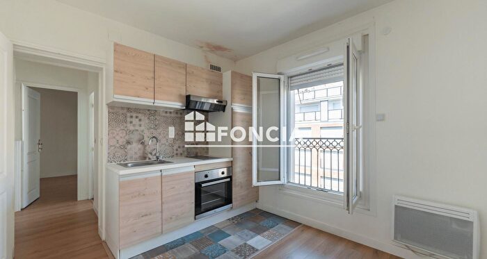 Asnières-sur-Seine, Gresillons, Voltaire : Appartement 2 pièces à vendre
