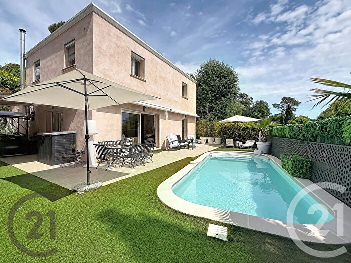 La Colle-sur-Loup : Maison 5 pièces à vendre