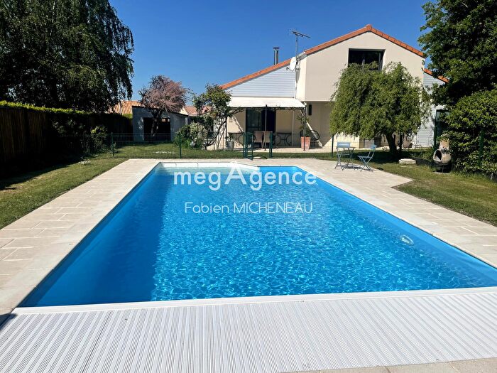 La Séguinière - Maison 8 pièces à vendre