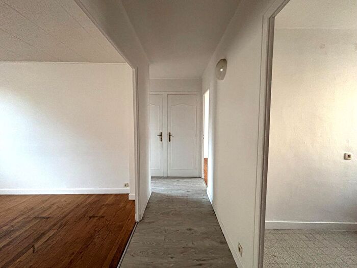 Appartement à vendre - Le Pont-de-Claix - 3 pièces - 2 chambres