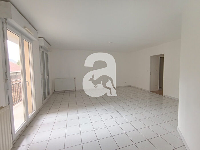 Appartement 2 pièces à Soissons, Gare, à louer