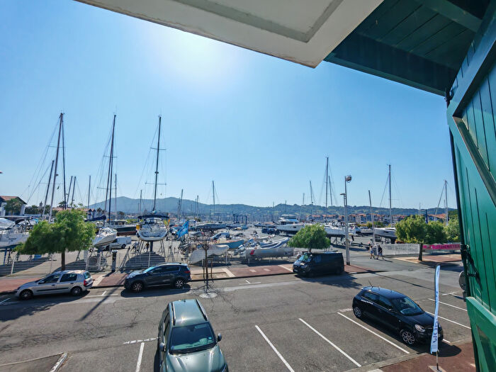Hendaye, Plage, Sopite, Aguerria, Corniche : Appartement 2 pièces à vendre