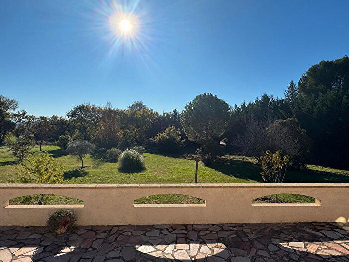 Maison à vendre - Lambesc - 5 pièces - 3 chambres