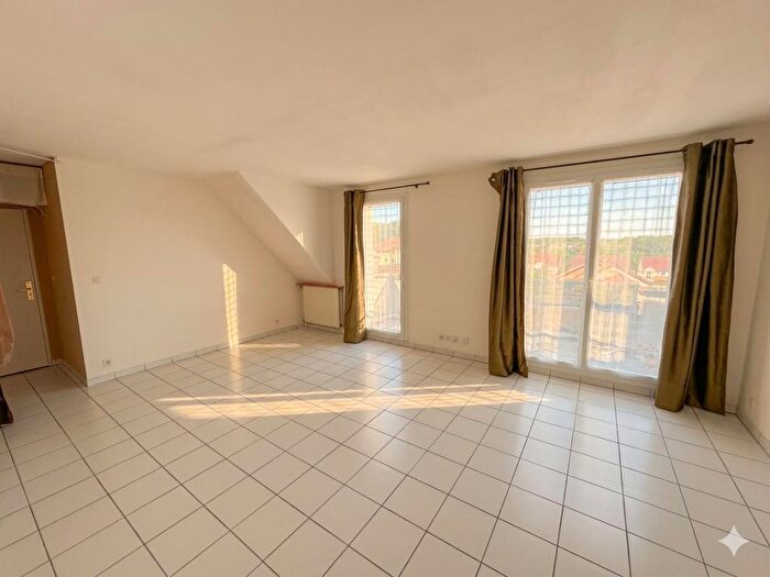 Appartement 2 pièces à vendre - Noisy-le-Grand, Centre-ville