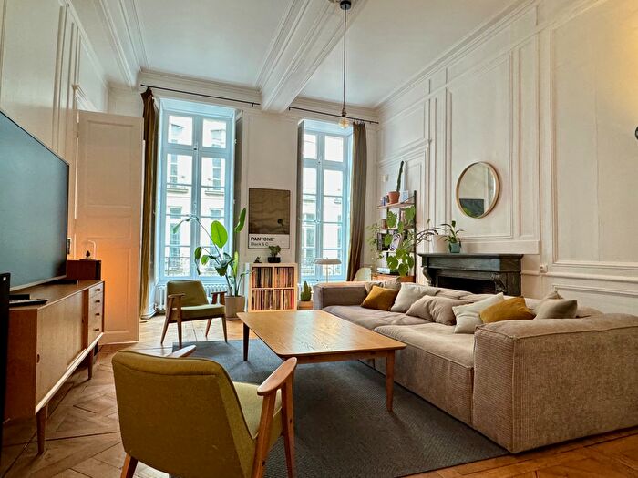 Quartiers Centre, Centre-ville - Appartement 6 pièces à vendre