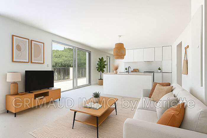 Appartement à vendre - Grimaud - 4 pièces - 3 chambres