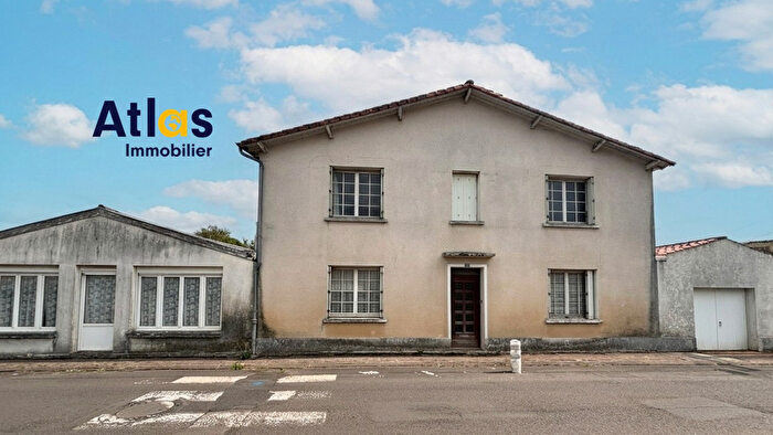 Vouillé : Maison 5 pièces à vendre