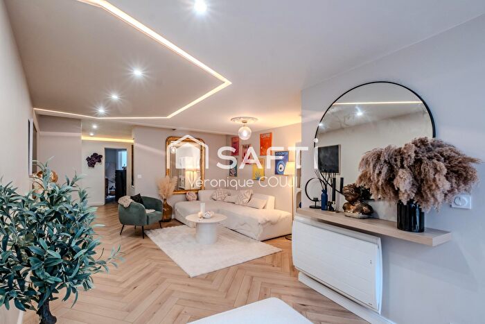 Appartement à vendre - Thonon-les-Bains, Est - 4 pièces - 3 chambres