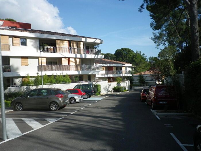 Appartement à louer - La Ciotat, Fontsainte - 2 pièces - 1 chambre