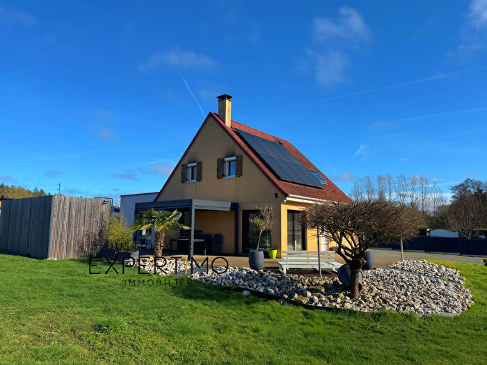 Maison à vendre - Saint-Michel-de-Chavaignes - 7 pièces - 4 chambres