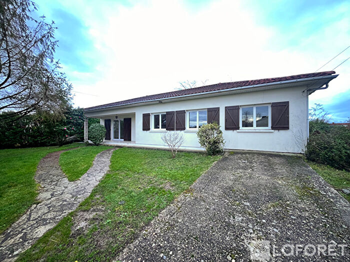 Maison à vendre - Saint-Sulpice-et-Cameyrac - 5 pièces - 4 chambres