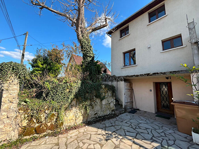 Maison 5 pièces à Vaujours, à vendre