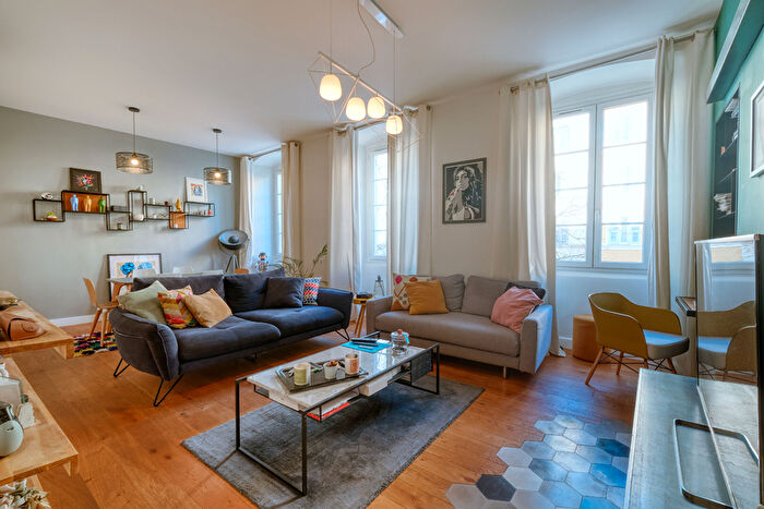 Appartement à vendre - Bastia, Centre-ville, Cardo - 2 pièces - 1 chambre