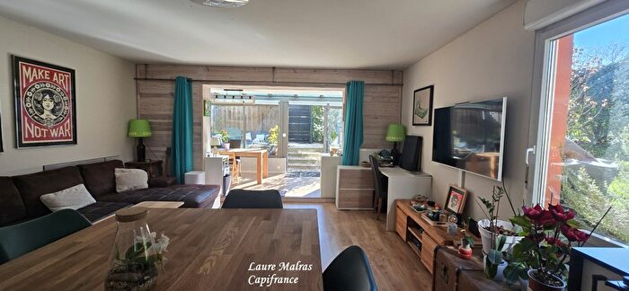 Appartement à vendre - Allonzier-la-Caille - 3 pièces - 2 chambres