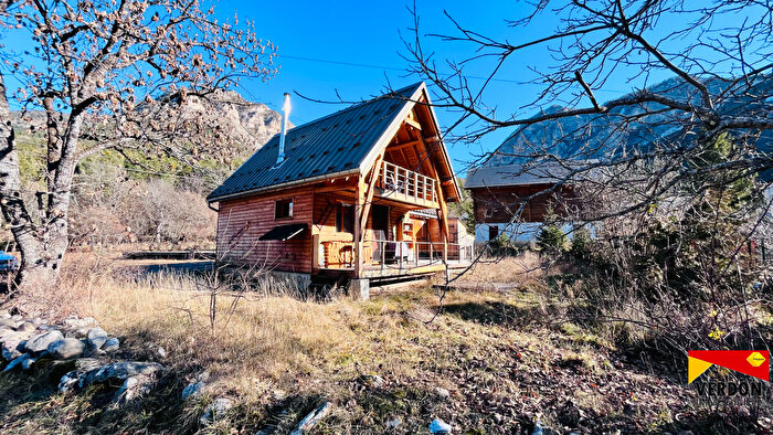 Maison à vendre - Beauvezer - 3 pièces - 1 chambre