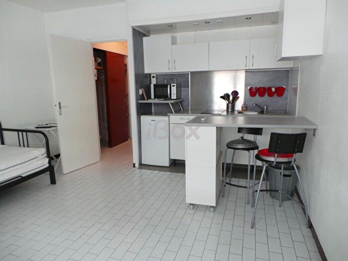 Toulon, Champs-de-Mars : Appartement 1 pièce à louer