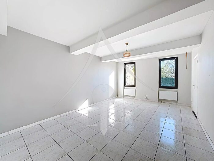 Maison à vendre - Mauzac - 4 pièces - 3 chambres