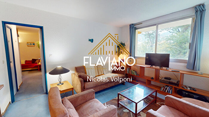 Appartement à vendre - Enchastrayes - 3 pièces - 2 chambres