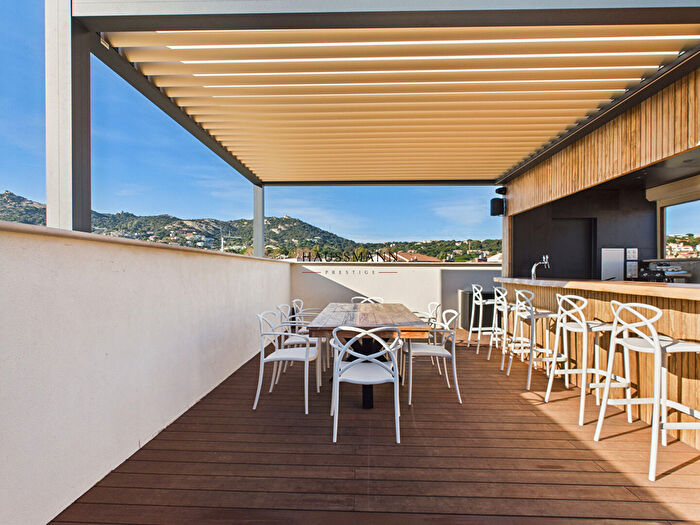 Appartement 5 pièces à vendre à Calvi