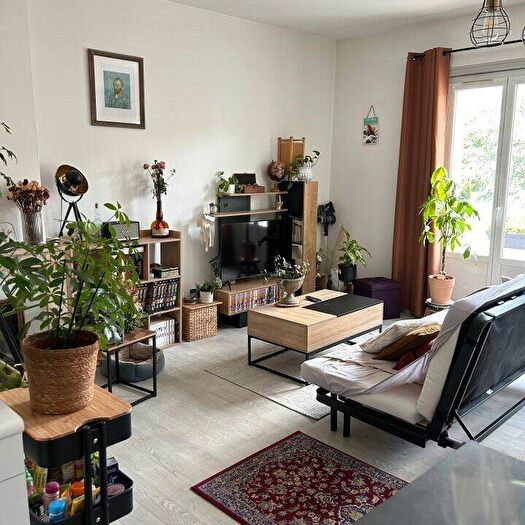 Appartement à louer - Taulhac, Le Puy-en-Velay - 3 pièces - 2 chambres
