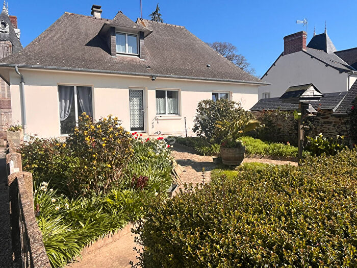 Maison à louer - Le Theil-de-Bretagne - 5 pièces - 3 chambres