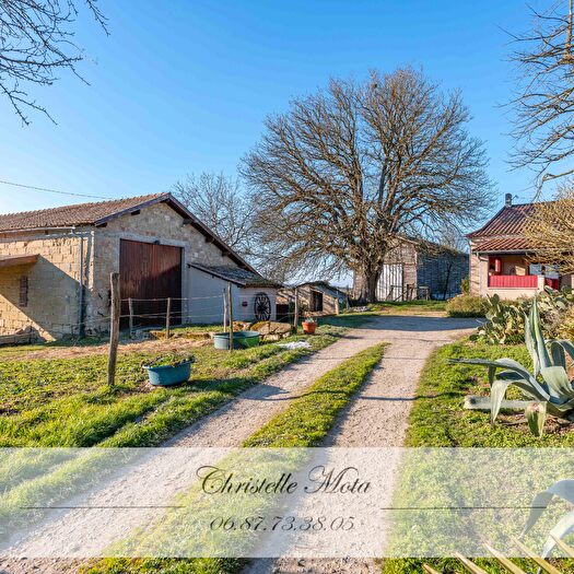 Maison à vendre - Montignac-de-Lauzun - 5 pièces - 3 chambres