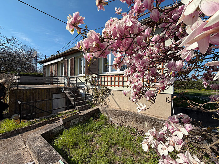 Maison à vendre - Issenheim - 5 pièces - 4 chambres