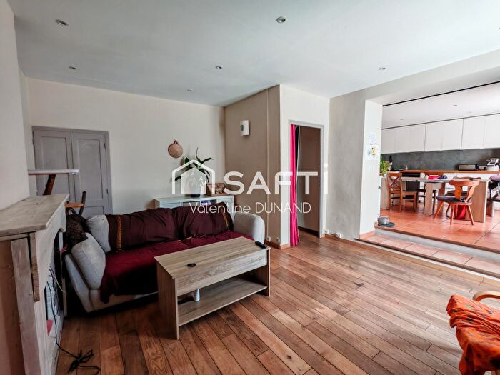Camps-la-Source : Appartement 6 pièces à vendre