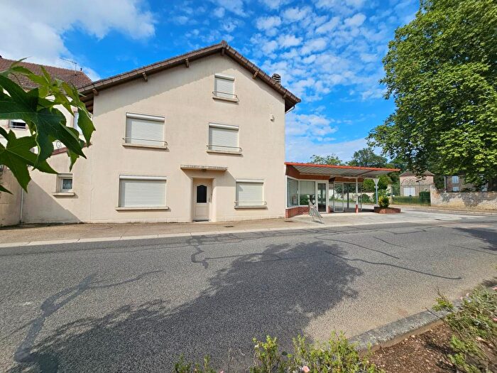 Saint-Vincent-en-Bresse - Maison 5 pièces à vendre