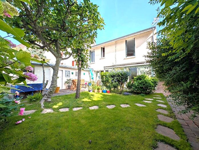 Maison 5 pièces à vendre à Vitry-sur-Seine, Port à lAnglais, Zone dactivité