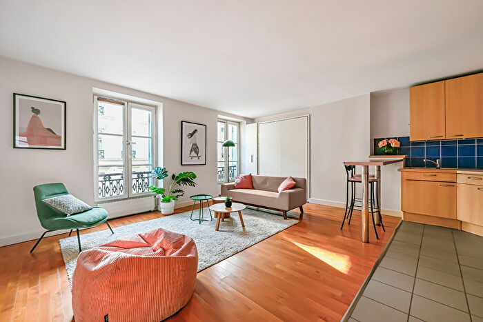 Appartement à vendre - Paris e , Sainte-Avoye - 2 pièces - 1 chambre