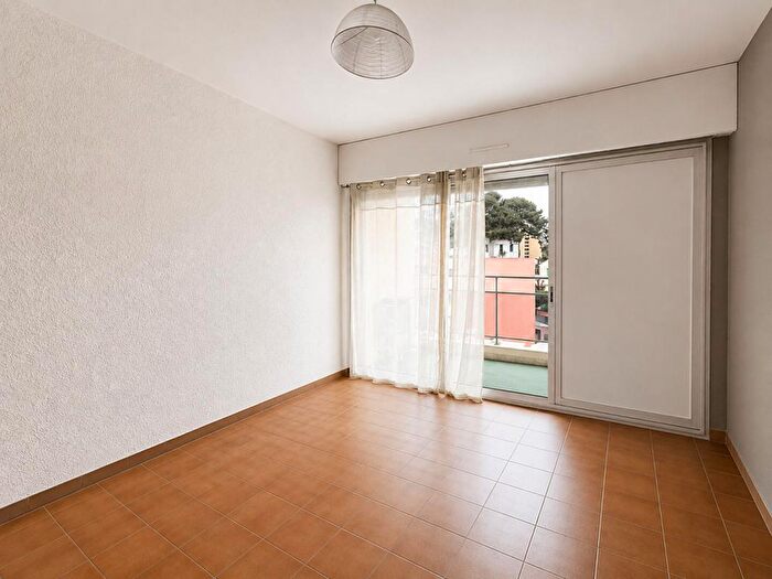 Cavalaire-sur-Mer, Centre-ville : Appartement 1 pièce à vendre