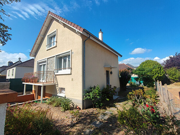 Saint-Jean-de-Braye, Centre-ville : Maison 4 pièces à vendre