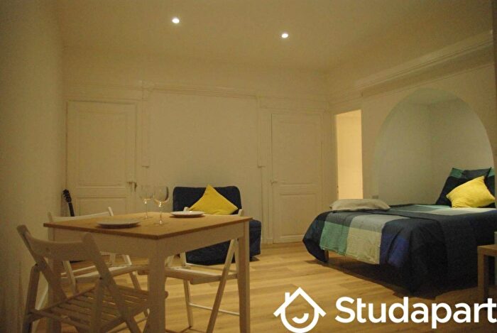 Cordeliers, Dijon : Appartement 1 pièce à louer