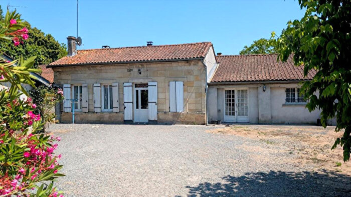 Maison 4 pièces à vendre - Saint-Christoly-de-Blaye