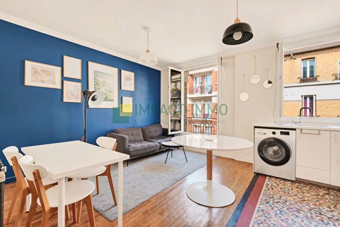 Appartement 2 pièces à vendre à Clichy, République, Victor Hugo