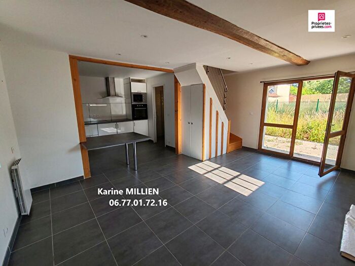 Maison à vendre - Ouerre - 3 pièces - 2 chambres